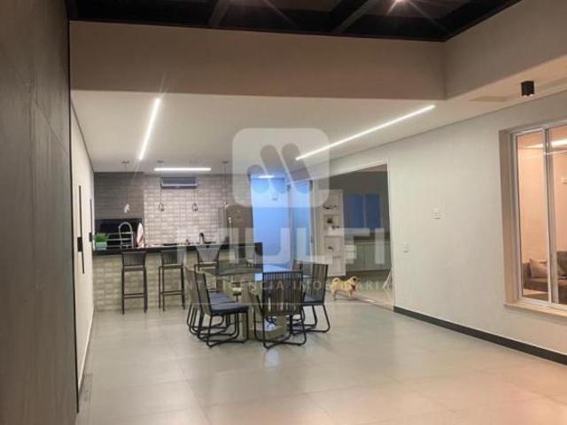 Casa de Condomínio para venda em Umuarama, Uberlândia