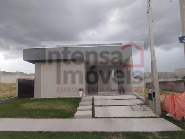 Casa de Condomínio para venda em Vale Dos Cristais de 143.00m² com 3 Quartos, 1 Suite e 2 Garagens