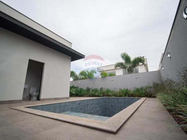 Casa de Condomínio para venda em Vargem Grande Paulista de 288.00m² com 3 Quartos, 3 Suites e 4 Gara