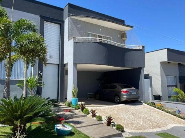 Casa de Condomínio para venda em Vila Mac Knight de 299.00m² com 3 Quartos, 1 Suite e 4 Garagens