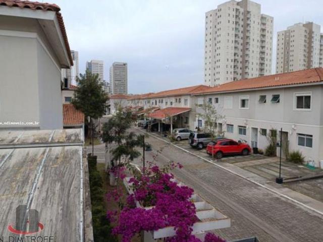 Casa de Condomínio para venda em Vila Mogilar de 132.00m² com 2 Quartos, 2 Suites e 1 Garagem