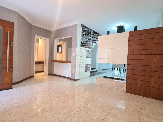 Casa de Condomínio para venda em Vila Oliveira em Mogi Das Cruzes São Paulo de 255.00m² com 3 Quartos, 1 Suíte e 4 Garagens
