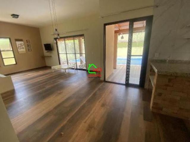 Casa de Condomínio para venda em Vila Omízollo de 263.00m² com 3 Quartos, 3 Suites e 4 Garagens