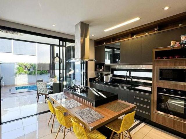 Casa de Condomínio para venda em Vila Do Golf de 207.00m² com 3 Quartos, 3 Suites e 4 Garagens