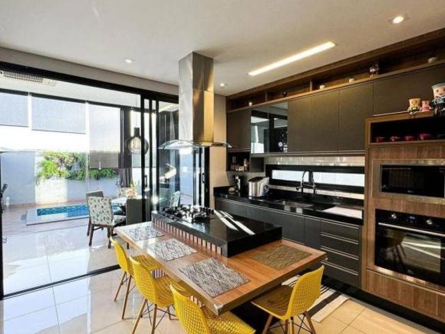 Casa de Condomínio para venda em Vila Do Golf de 207.00m² com 3 Quartos, 3 Suites e 4 Garagens