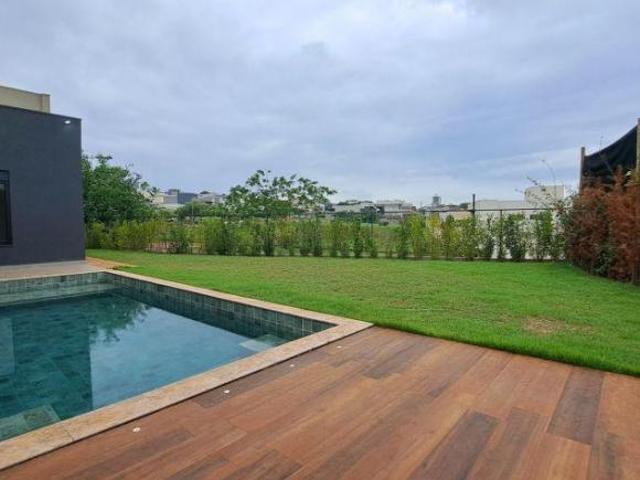 Casa de Condomínio para venda em Vila Do Golf de 353.00m² com 4 Quartos, 4 Suites e 4 Garagens