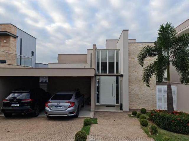 Casa de Condomínio para venda em Vila dos Plátanos de 360.00m² com 4 Quartos, 3 Suites e 4 Garagens