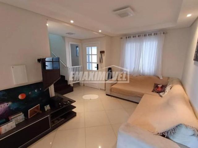 Casa de Condomínio para venda em Vila Haro de 150.00m² com 3 Quartos, 1 Suite e 2 Garagens