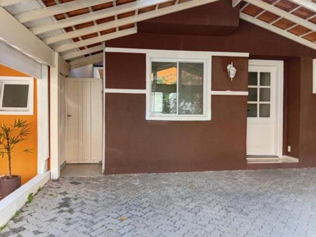 Casa de Condomínio para venda em Vila Haro de 150.00m² com 3 Quartos, 1 Suite e 2 Garagens