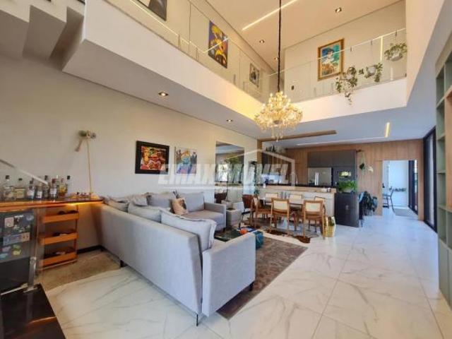 Casa de Condomínio para venda em Vila Haro de 226.00m² com 3 Quartos, 3 Suites e 4 Garagens