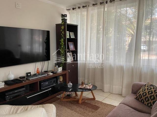 Casa de Condomínio para venda em Vila Hollândia de 180.00m² com 3 Quartos, 1 Suite e 4 Garagens