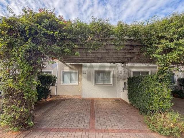 Casa de Condomínio para venda em Vila Jair de 133.00m² com 3 Quartos, 1 Suite e 2 Garagens