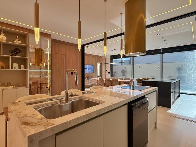 Casa de Condomínio para venda em Vila Suíça em Indaiatuba São Paulo de 360.00m² com 4 Quartos, 4 Suítes e 5 Garagens