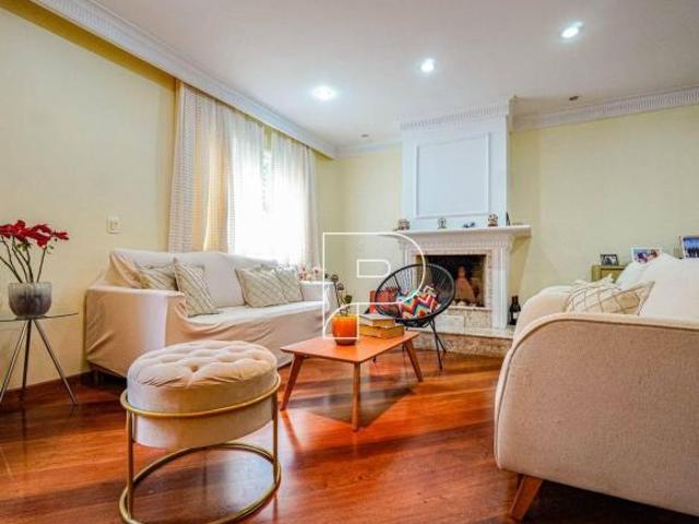 Casa de Condomínio para venda em Vila São Francisco de 473.00m² com 4 Quartos, 2 Suites e 4 Garagens