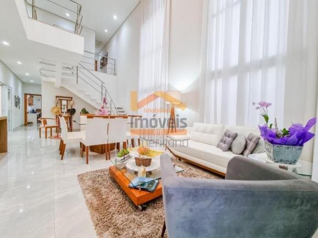 Casa de Condomínio para venda em Vila San Pietro de 476.00m² com 6 Quartos, 4 Suites e 4 Garagens