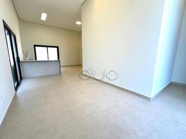 Casa de Condomínio para venda em Villa Bela Vista de 172.00m² com 3 Quartos, 1 Suite e 4 Garagens