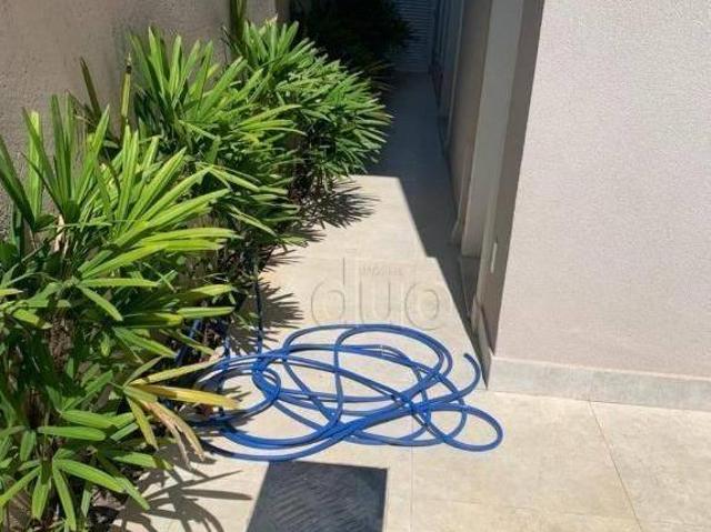 Casa de Condomínio para venda em Villa D&apos áquila de 271.00m² com 3 Quartos, 3 Suites e 4 Garagens
