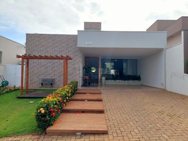 Casa de Condomínio para venda em Villa Dei Fiori Residencial em Araraquara São Paulo de 239.00m² com 3 Quartos, 3 Suítes e 4 Garagens