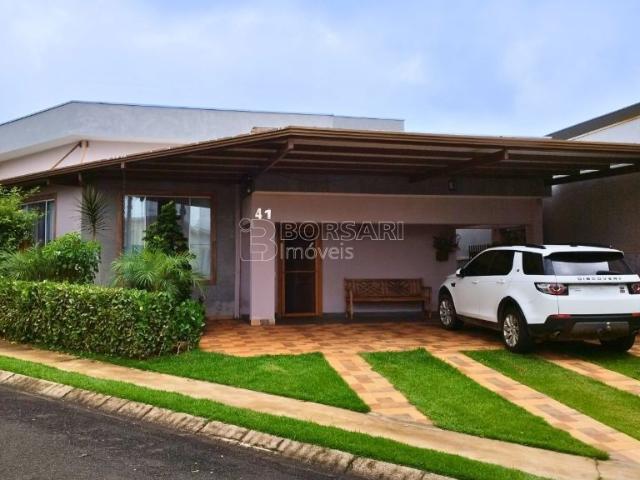 Casa de Condomínio para venda em Villa Dei Fiori Residencial em Araraquara São Paulo de 159.00m² com 4 Quartos, 2 Suítes e 4 Garagens