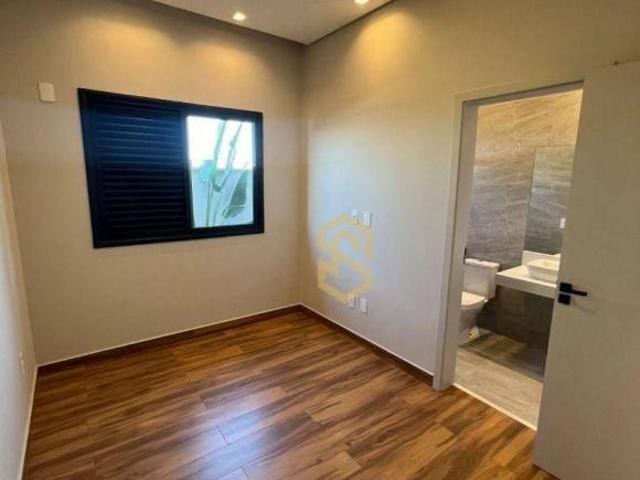 Casa de Condomínio para venda em Villa Sapezal de 225.00m² com 3 Quartos, 3 Suites e 4 Garagens