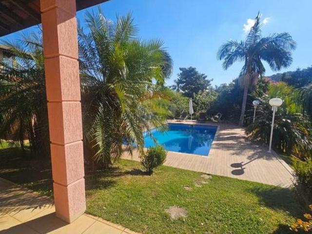 Casa de Condomínio para venda em Village Morro Alto de 428.00m² com 4 Quartos, 1 Suite e 4 Garagens