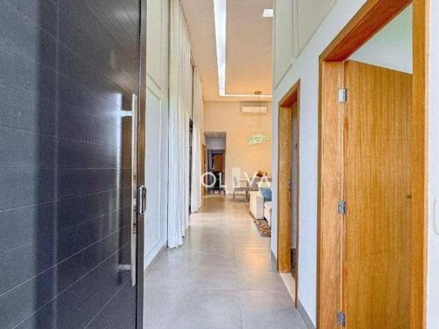 Casa de Condomínio para venda em Village Damha Iii de 210.00m² com 3 Quartos, 3 Suites e 4 Garagens