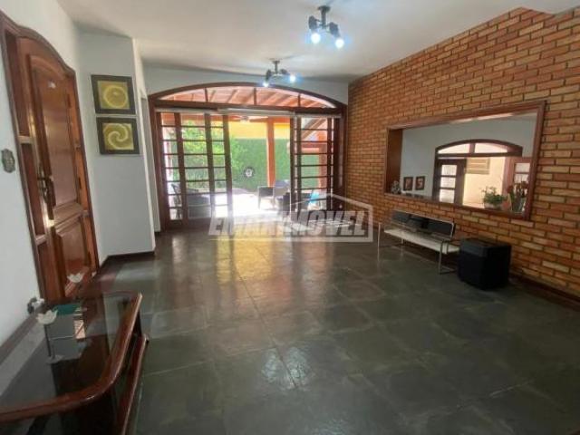 Casa de Condomínio para venda em Village Davignon de 415.00m² com 4 Quartos, 2 Suites e 4 Garagens