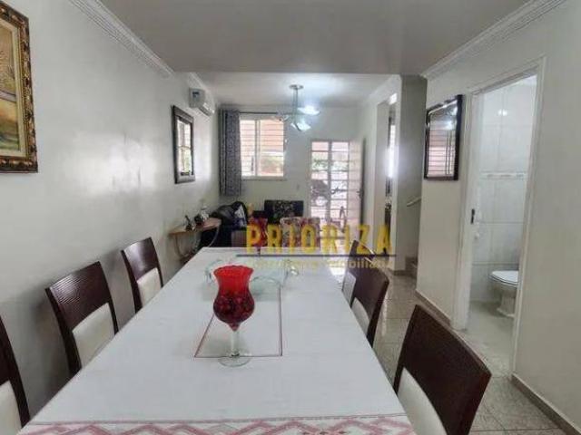 Casa de Condomínio para venda em Village Di Satore de 200.00m² com 4 Quartos, 1 Suite e 5 Garagens