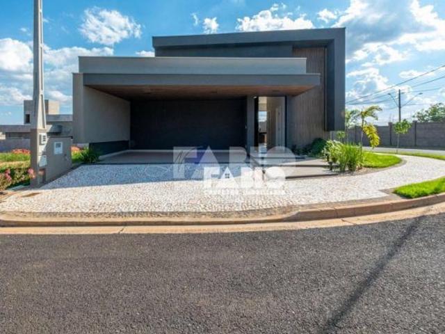 Casa de Condomínio para venda em Village Provence de 159.00m² com 3 Quartos, 3 Suites e 4 Garagens