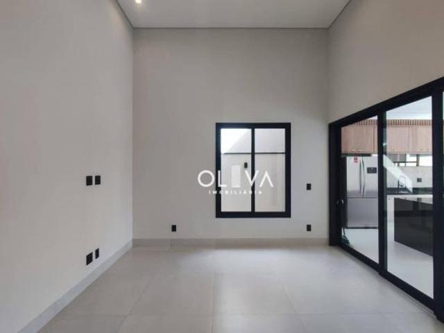Casa de Condomínio para venda em Village Provence de 276.00m² com 3 Quartos e 3 Suites