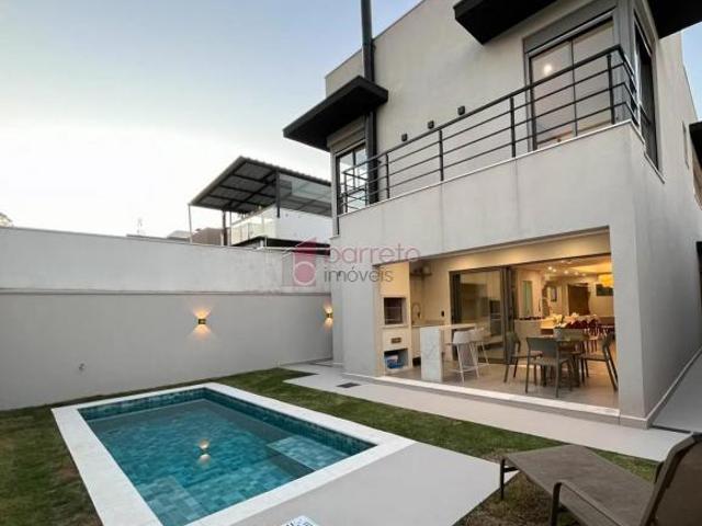 Casa de Condomínio para venda em Villaggio San Marco de 238.00m² com 3 Quartos, 3 Suites e 4 Garagen