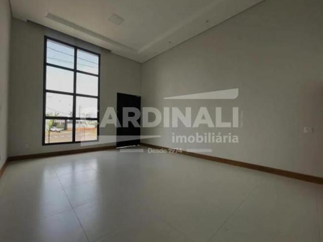 Casa de Condomínio para venda em Villeneuve de 174.00m² com 3 Quartos, 3 Suites e 4 Garagens