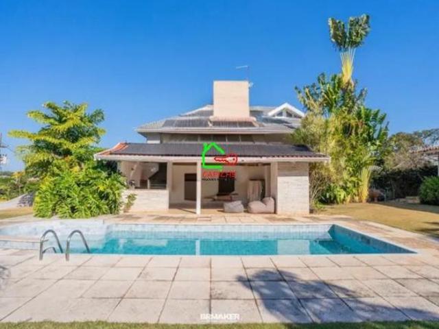 Casa de Condomínio para venda em Vista Alegre de 274.00m² com 3 Quartos, 1 Suite e 4 Garagens