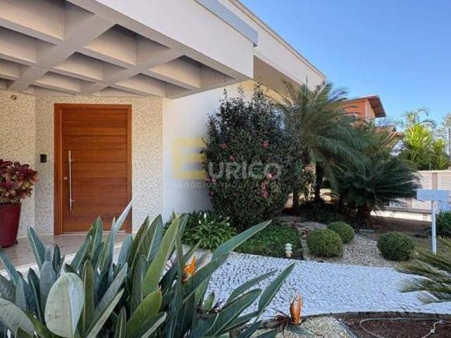 Casa de Condomínio para venda em Vista Alegre de 519.94m² com 4 Quartos, 4 Suites e 6 Garagens