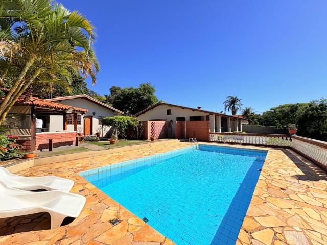 Casa de Condomínio para venda em Vista Alegre em Vinhedo São Paulo de 571.00m² com 3 Quartos, 3 Suítes e 2 Garagens