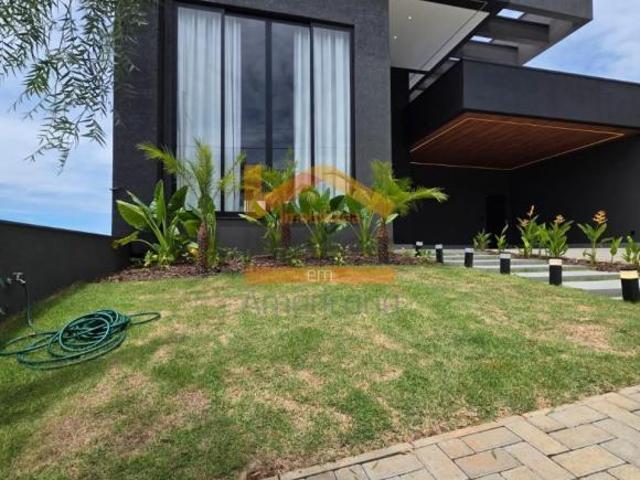 Casa de Condomínio para venda em Vista Jardim de 226.00m² com 3 Quartos, 3 Suites e 4 Garagens