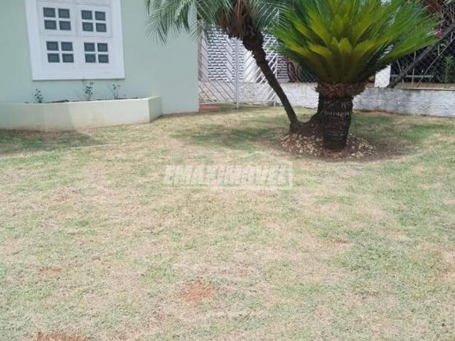 Casa de Condomínio para venda em Vivendas Do Lago de 220.00m² com 3 Quartos, 1 Suite e 10 Garagens