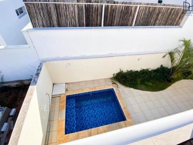 Casa de Condomínio para venda em Vossoroca de 280.00m² com 3 Quartos, 3 Suites e 4 Garagens