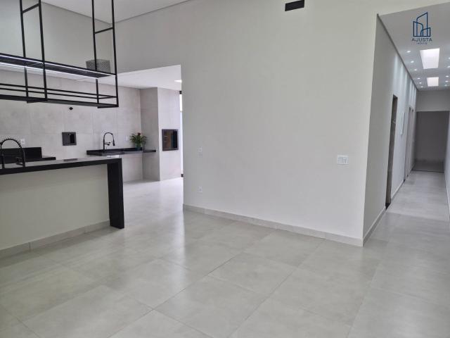 Casa de Condomínio para venda em Wanel Ville em Sorocaba São Paulo de 143.00m² com 3 Quartos, 1 Suíte e 2 Garagens