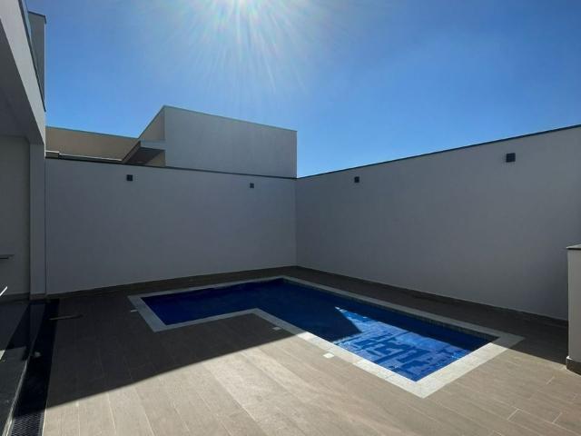 Casa de Condomínio para venda em Wanel Ville em Sorocaba São Paulo de 180.00m² com 3 Quartos, 1 Suíte e 2 Garagens
