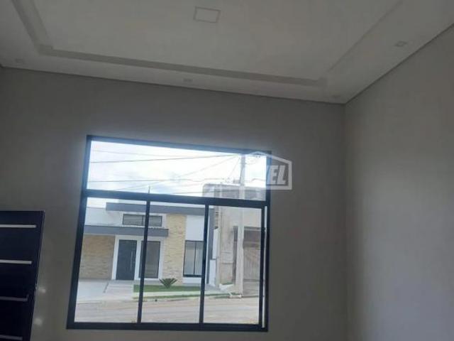 Casa de Condomínio para venda em Zona Industrial de 284.00m² com 3 Quartos, 3 Suites e 4 Garagens