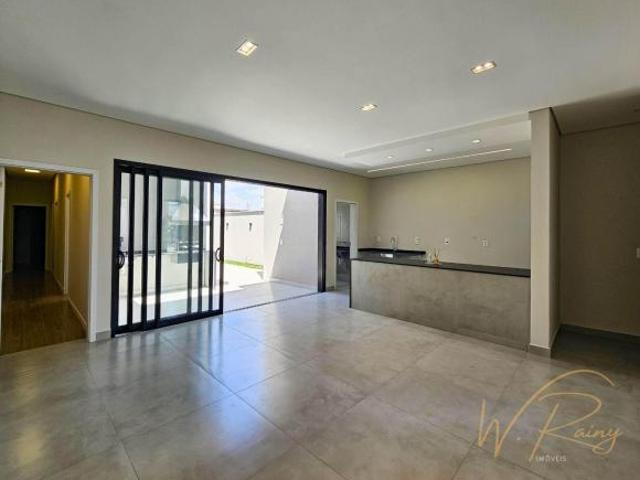 Casa de Condomínio para venda em Água Branca de 131.00m² com 3 Quartos, 1 Suite e 2 Garagens