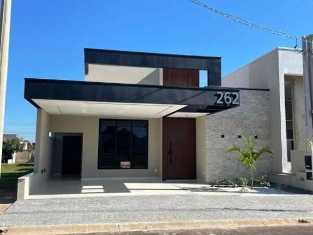 Casa de Condomínio para venda em AEROPORTO de 147.00m² com 3 Quartos e 3 Suites