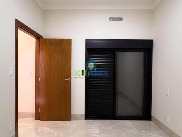 Casa de Condomínio para venda em Aeroporto de 166.00m² com 3 Quartos, 1 Suite e 2 Garagens