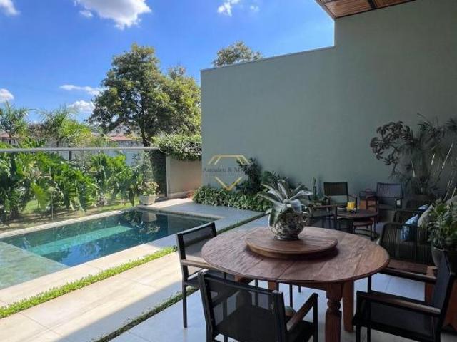 Casa de Condomínio para venda em Aeroporto de 294.00m² com 4 Quartos, 4 Suites e 4 Garagens