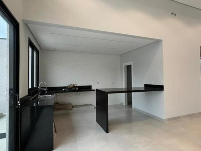 Casa de Condomínio para venda em Além Ponte de 250.00m² com 3 Quartos, 1 Suite e 2 Garagens