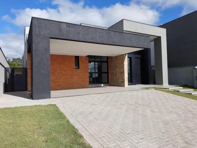 Casa de Condomínio para venda em Alphaville Nova Esplanada de 244.00m² com 3 Quartos, 3 Suites e 4 G
