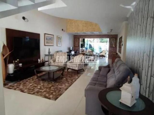 Casa de Condomínio para venda em Alphaville Nova Esplanada de 260.00m² com 3 Quartos e 3 Suites