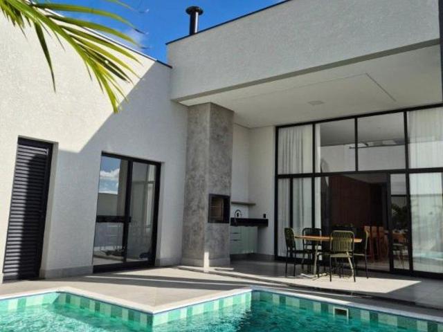 Casa de Condomínio para venda em Alphaville Nova Esplanada de 239.00m² com 3 Quartos, 3 Suites e 4 G
