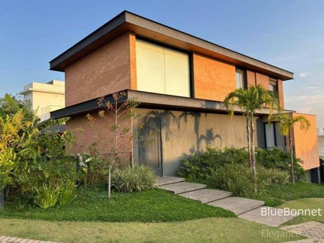 Casa de Condomínio para venda em Alphaville Nova Esplanada de 344.00m² com 4 Quartos, 4 Suites e 4 G